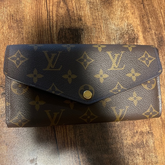 Louis Vuitton | Bags | Louis Vuitton Sarah Wallet Pink | Poshmark